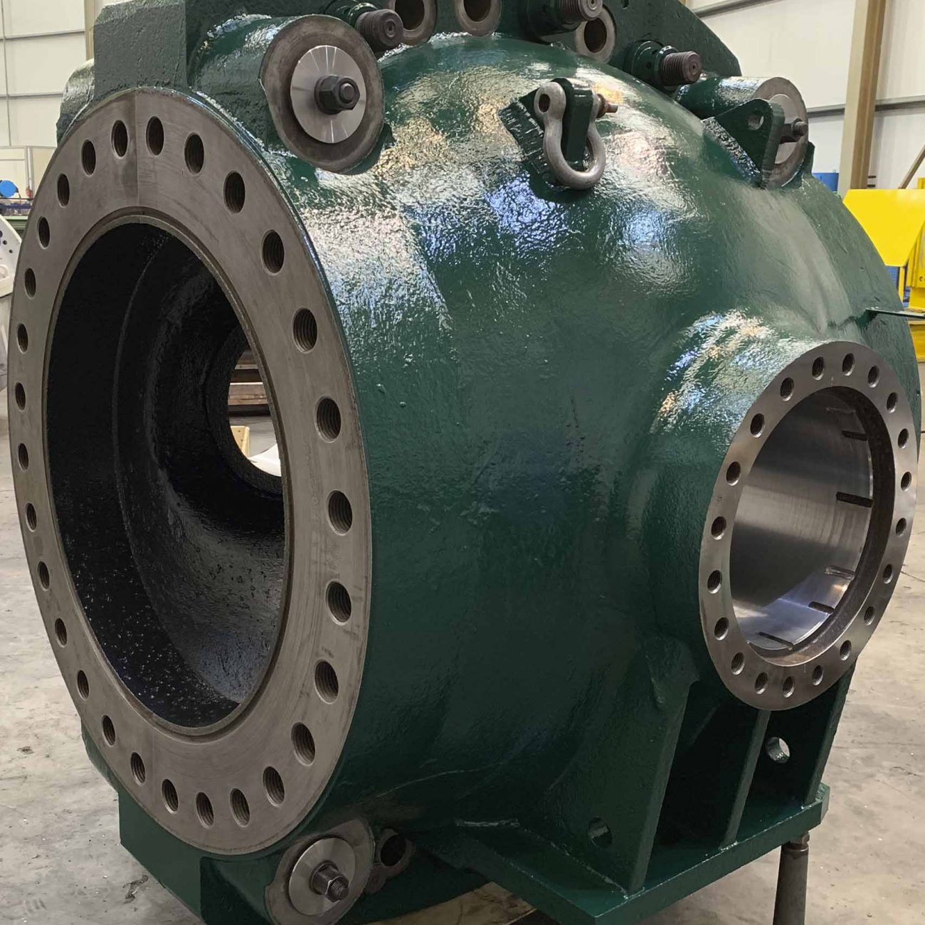 Acebron Group machines the world’s largest floating crane